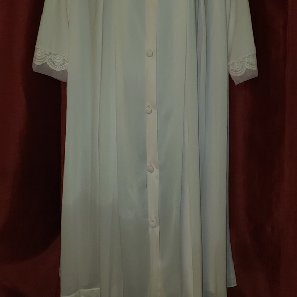 Vintage | Intimates & Sleepwear | Vintage Robe Night Gown Size Medium ...